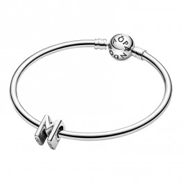 Charm en plata de ley Letra M 797467 - Pandora - Sabina